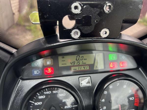 Pelēks Honda XL 2004 Birštonas, ar dzinēja tilpumu 1.00 L un nobraukumu 49 tūkst. km par 3850 €, foto 7 vietnē AUTOMOTO.COM.LV