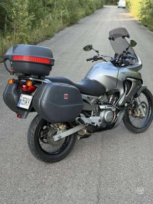 Pelēks Honda XL 2007 Šalčininkai, ar dzinēja tilpumu 0.65 L un nobraukumu 40 tūkst. km par 2999 €, foto 3 vietnē AUTOMOTO.COM.LV