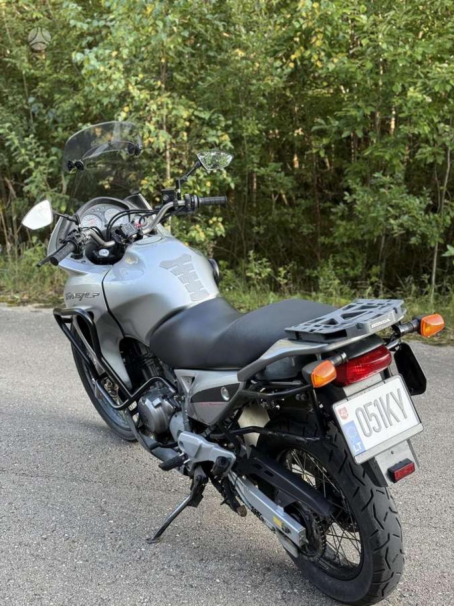 Pelēks Honda XL 2007 Šalčininkai, ar dzinēja tilpumu 0.65 L un nobraukumu 40 tūkst. km par 2999 €, foto 6 vietnē AUTOMOTO.COM.LV