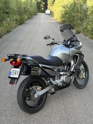 Pelēks Honda XL 2007 Šalčininkai, ar dzinēja tilpumu 0.65 L un nobraukumu 40 tūkst. km par 2999 €, foto 7 vietnē AUTOMOTO.COM.LV
