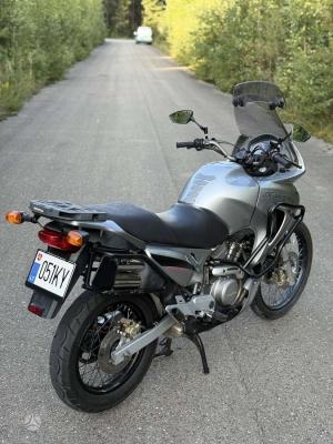Pelēks Honda XL 2007 Šalčininkai, ar dzinēja tilpumu 0.65 L un nobraukumu 40 tūkst. km par 2999 €, foto 15 vietnē AUTOMOTO.COM.LV