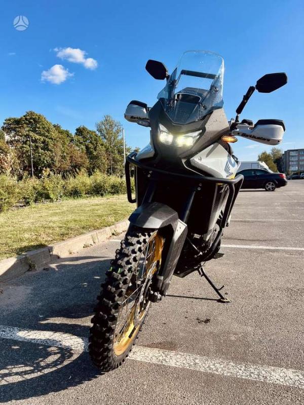 Grey Honda XL 2025 in Vilnius, with an engine capacity of 0.75 L and mileage of 5 thousand km for 10500 €, photo 4 on AUTOMOTO.COM.LV