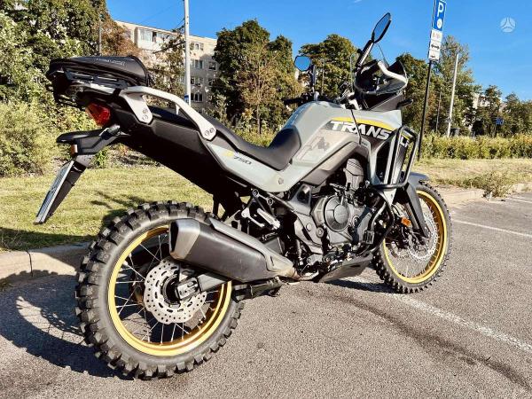 Grey Honda XL 2025 in Vilnius, with an engine capacity of 0.75 L and mileage of 5 thousand km for 10500 €, photo 5 on AUTOMOTO.COM.LV