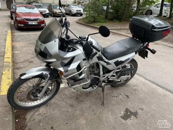 Honda XL 1996 Viļņa, ar dzinēja tilpumu 0.58 L un nobraukumu 83 tūkst. km par 1800 €, foto 1 vietnē AUTOMOTO.COM.LV
