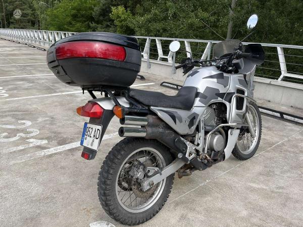 Honda XL 1996 Viļņa, ar dzinēja tilpumu 0.58 L un nobraukumu 83 tūkst. km par 1300 €, foto 6 vietnē AUTOMOTO.COM.LV