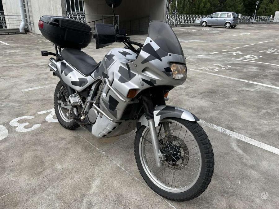 Honda XL 1996 in Vilnius, with an engine capacity of 0.58 L and mileage of 83 thousand km for 1300 €, photo 9 on AUTOMOTO.COM.LV