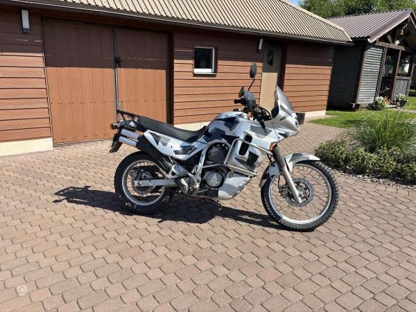 Honda XL 1996 in Zarasai, with an engine capacity of 0.60 L and mileage of 83 thousand km for 1300 €, photo 1 on AUTOMOTO.COM.LV