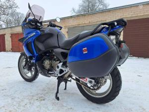 Honda XL 2000 Prienai, ar dzinēja tilpumu 1.00 L un nobraukumu 32 tūkst. km par 2450 €, foto 7 vietnē AUTOMOTO.COM.LV
