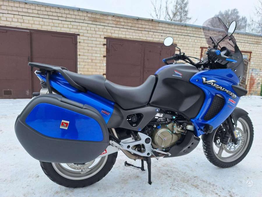 Honda XL 2000 Prienai, ar dzinēja tilpumu 1.00 L un nobraukumu 32 tūkst. km par 2450 €, foto 8 vietnē AUTOMOTO.COM.LV