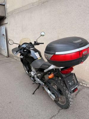 Honda XL 2000 Viļņa, ar dzinēja tilpumu 0.65 L un nobraukumu 35 tūkst. km par 2300 €, foto 5 vietnē AUTOMOTO.COM.LV