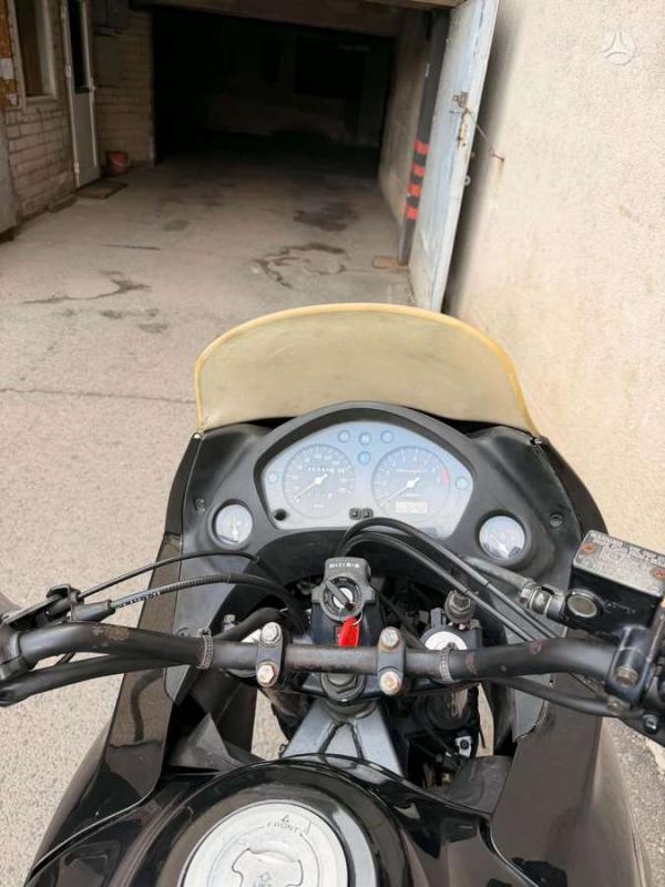 Honda XL 2000 in Vilnius, with an engine capacity of 0.65 L and mileage of 35 thousand km for 2300 €, photo 6 on AUTOMOTO.COM.LV