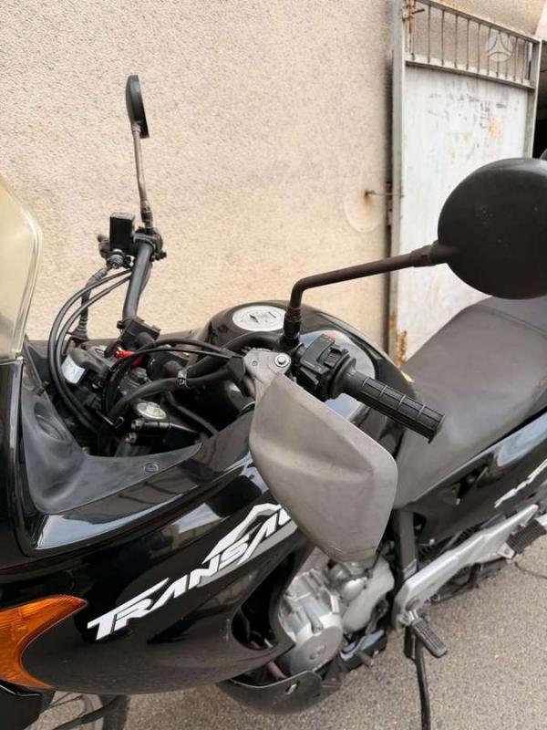 Honda XL 2000 in Vilnius, with an engine capacity of 0.65 L and mileage of 35 thousand km for 2300 €, photo 7 on AUTOMOTO.COM.LV