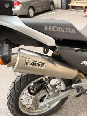 Honda XL 2000 Viļņa, ar dzinēja tilpumu 0.65 L un nobraukumu 35 tūkst. km par 2300 €, foto 10 vietnē AUTOMOTO.COM.LV
