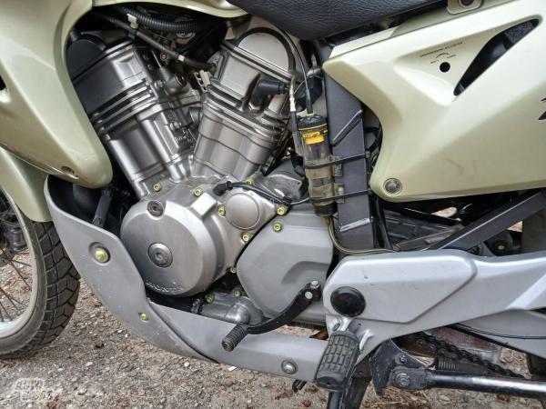 Honda XL 2000 in Druskininkai, with an engine capacity of 0.65 L and mileage of 45 thousand km for 2350 €, photo 9 on AUTOMOTO.COM.LV