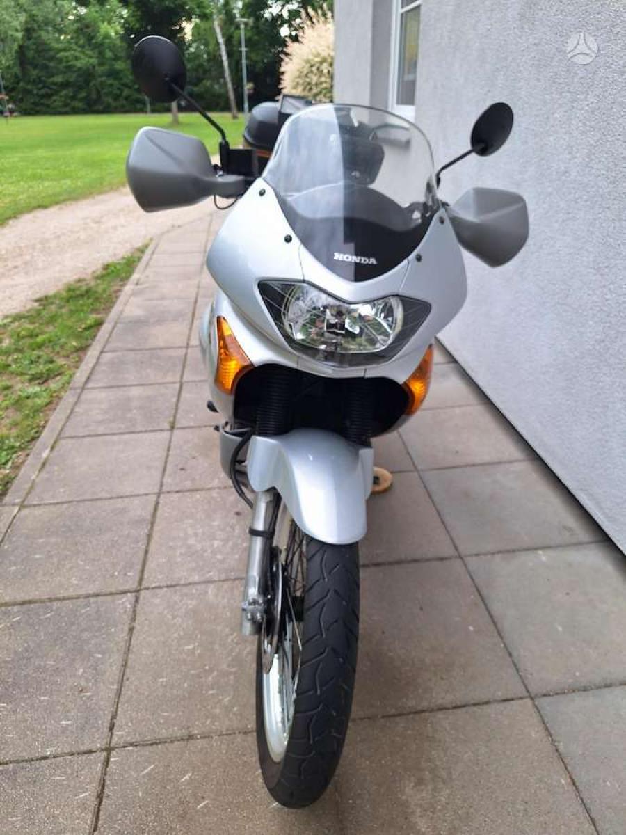 Honda XL 2001 Prienai, ar dzinēja tilpumu 0.65 L un nobraukumu 23 tūkst. km par 2750 €, foto 6 vietnē AUTOMOTO.COM.LV