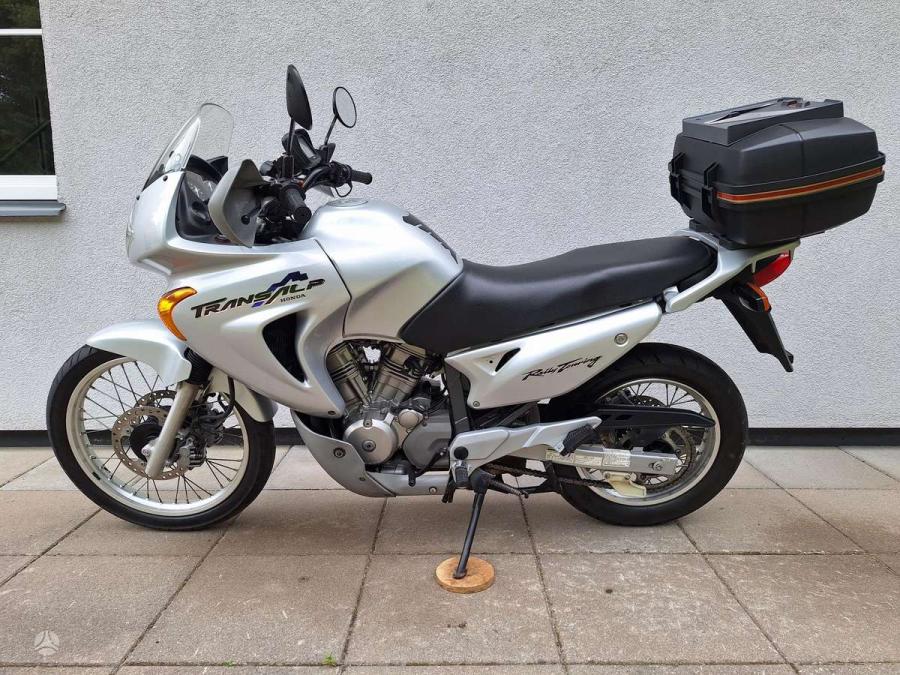 Honda XL 2001 Prienai, ar dzinēja tilpumu 0.65 L un nobraukumu 23 tūkst. km par 2750 €, foto 13 vietnē AUTOMOTO.COM.LV