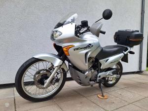 Honda XL 2001 Prienai, ar dzinēja tilpumu 0.65 L un nobraukumu 23 tūkst. km par 2750 €, foto 17 vietnē AUTOMOTO.COM.LV