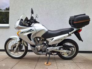 Honda XL 2001 Prienai, ar dzinēja tilpumu 0.65 L un nobraukumu 23 tūkst. km par 2750 €, foto 18 vietnē AUTOMOTO.COM.LV