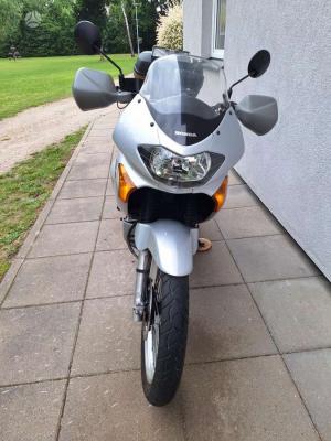 Honda XL 2001 Prienai, ar dzinēja tilpumu 0.65 L un nobraukumu 23 tūkst. km par 2750 €, foto 24 vietnē AUTOMOTO.COM.LV
