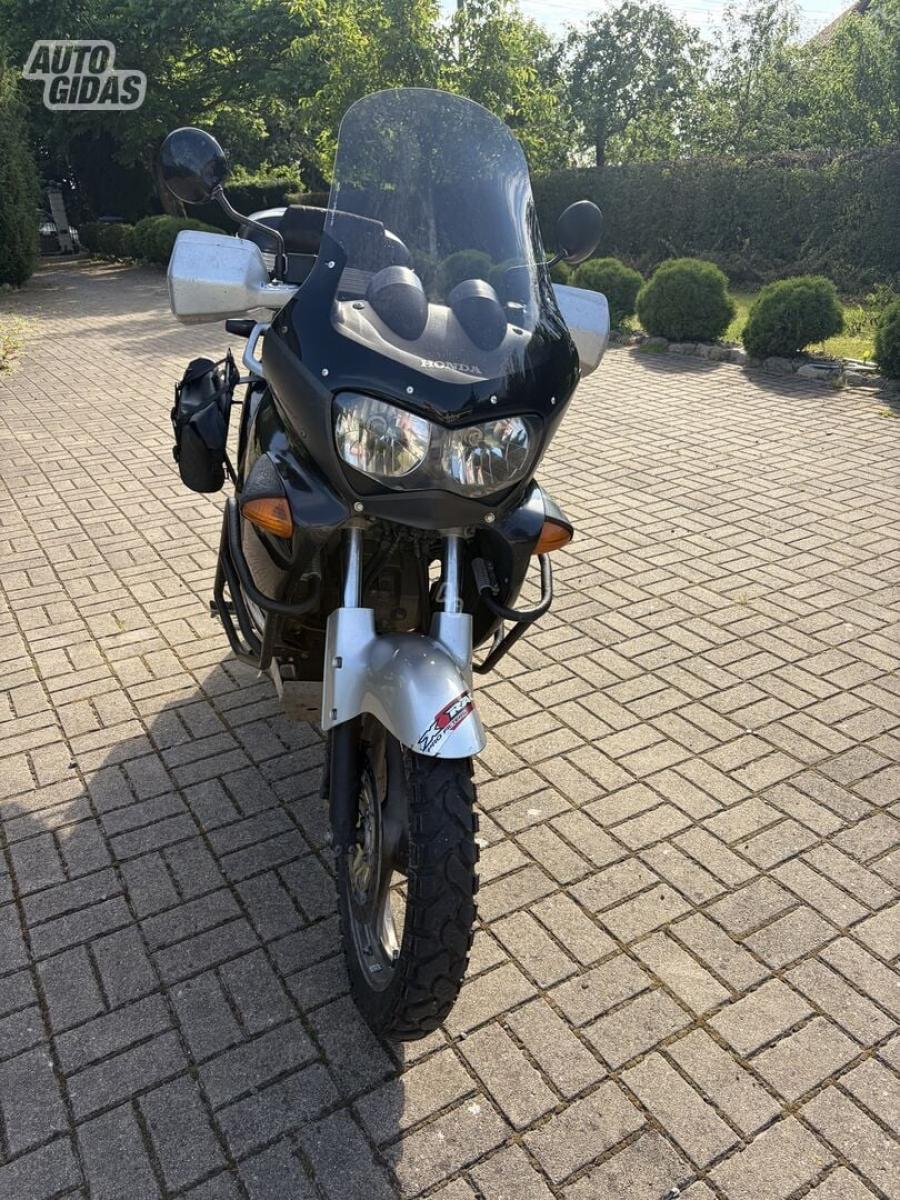 Honda XL 2001 in Silute, with an engine capacity of 1.00 L and mileage of 79 thousand km for 1700 €, photo 3 on AUTOMOTO.COM.LV