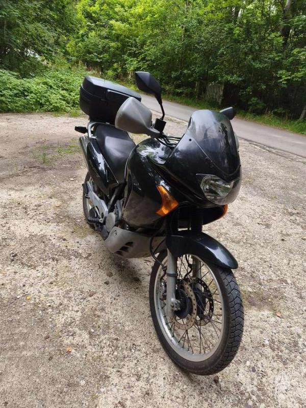 Honda XL 2001 in Siauliai, with an engine capacity of 0.65 L and mileage of 43 thousand km for 1850 €, photo 3 on AUTOMOTO.COM.LV