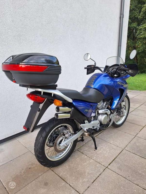 Honda XL 2001 in Prienai, with an engine capacity of 0.65 L and mileage of 30 thousand km for 2650 €, photo 9 on AUTOMOTO.COM.LV