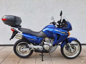 Honda XL 2001 in Prienai, with an engine capacity of 0.65 L and mileage of 30 thousand km for 2650 €, photo 15 on AUTOMOTO.COM.LV