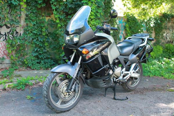 Хонда XL 2001 в Вильнюс на AUTOMOTO.COM.LV Хонда XL 2001 в Вильнюс, объемом двигателя 1.00 л и пробегом 12 тыс. км за 3650 €, фото 3 на AUTOMOTO.COM.LV