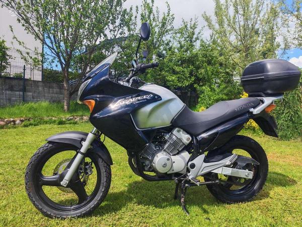 Honda XL 2002 in Vilnius, with an engine capacity of 0.13 L and mileage of 25 thousand km for 2350 €, photo 2 on AUTOMOTO.COM.LV