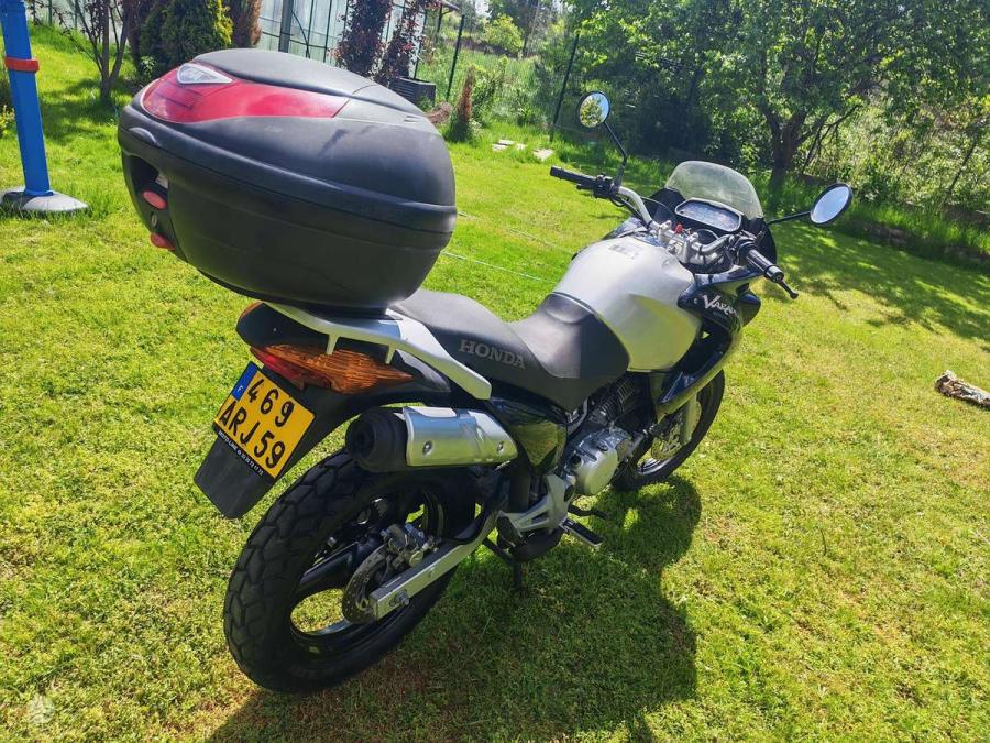 Honda XL 2002 Viļņa, ar dzinēja tilpumu 0.13 L un nobraukumu 25 tūkst. km par 2350 €, foto 9 vietnē AUTOMOTO.COM.LV