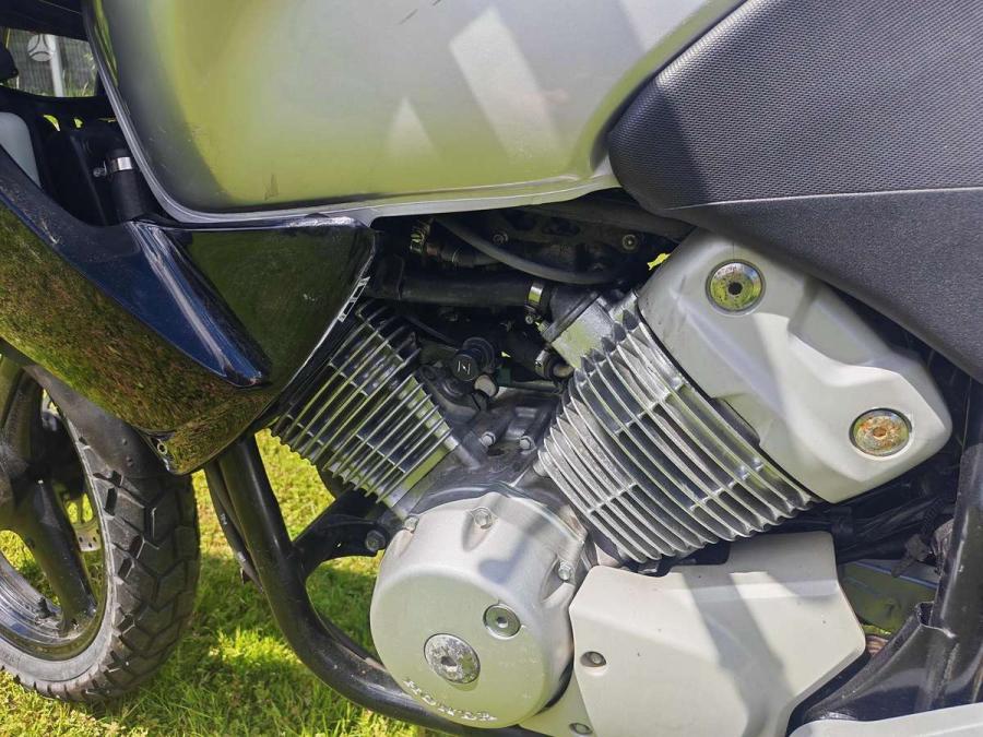 Honda XL 2002 Viļņa, ar dzinēja tilpumu 0.13 L un nobraukumu 25 tūkst. km par 2350 €, foto 17 vietnē AUTOMOTO.COM.LV