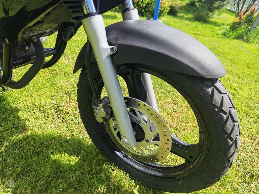Honda XL 2002 Viļņa, ar dzinēja tilpumu 0.13 L un nobraukumu 25 tūkst. km par 2350 €, foto 18 vietnē AUTOMOTO.COM.LV