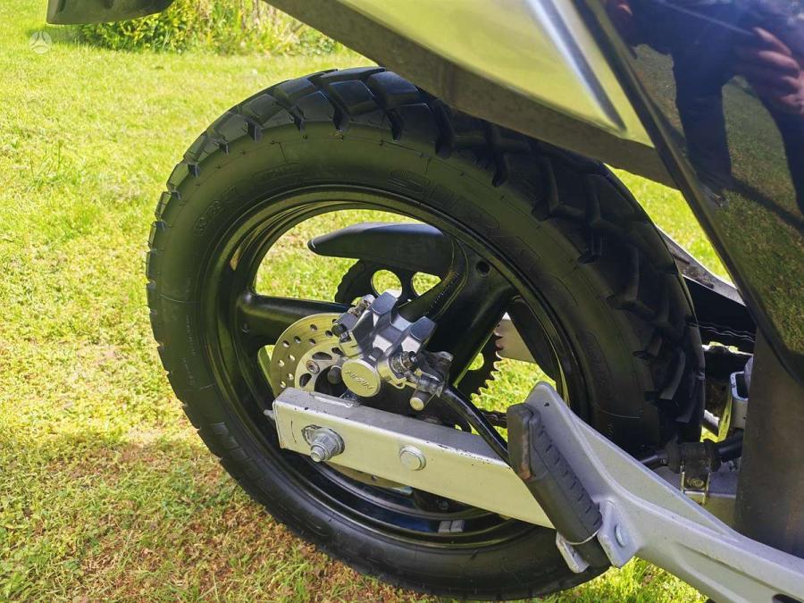 Honda XL 2002 Viļņa, ar dzinēja tilpumu 0.13 L un nobraukumu 25 tūkst. km par 2350 €, foto 20 vietnē AUTOMOTO.COM.LV