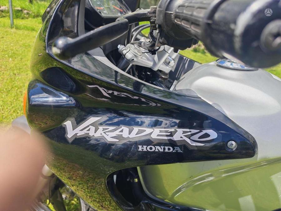 Honda XL 2002 Viļņa, ar dzinēja tilpumu 0.13 L un nobraukumu 25 tūkst. km par 2350 €, foto 24 vietnē AUTOMOTO.COM.LV