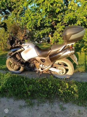 Honda XL 2002 in Kelme, with an engine capacity of 1.00 L and mileage of 52 thousand km for 2100 €, photo 4 on AUTOMOTO.COM.LV
