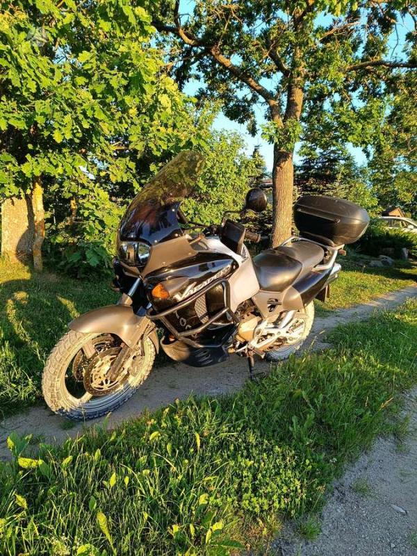 Honda XL 2002 in Kelme, with an engine capacity of 1.00 L and mileage of 52 thousand km for 2100 €, photo 4 on AUTOMOTO.COM.LV