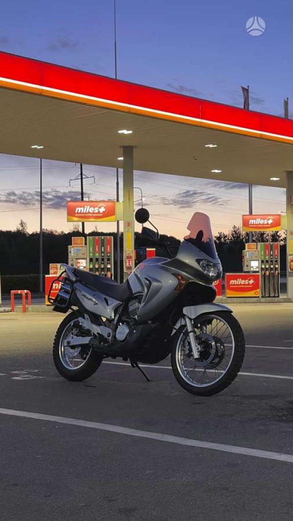 Хонда XL 2002 в Вильнюс, объемом двигателя 0.65 л и пробегом 39 тыс. км за 3000 €, фото 1 на AUTOMOTO.COM.LV