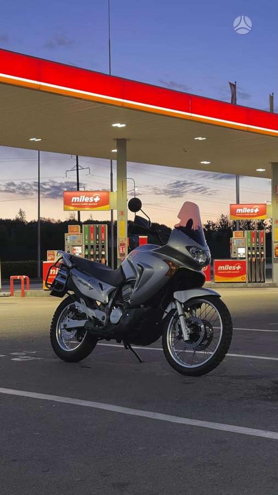 Honda XL 2002 in Vilnius, with an engine capacity of 0.65 L and mileage of 39 thousand km for 3000 €, photo 1 on AUTOMOTO.COM.LV