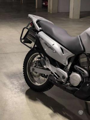 Honda XL 2002 in Vilnius, with an engine capacity of 0.65 L and mileage of 39 thousand km for 3000 €, photo 5 on AUTOMOTO.COM.LV