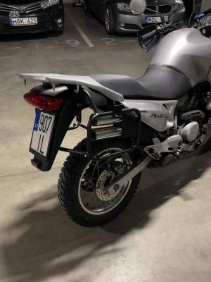 Honda XL 2002 in Vilnius, with an engine capacity of 0.65 L and mileage of 39 thousand km for 3000 €, photo 6 on AUTOMOTO.COM.LV