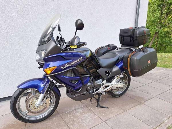 Honda XL 2003 in Prienai, with an engine capacity of 1.00 L and mileage of 49 thousand km for 3550 €, photo 1 on AUTOMOTO.COM.LV