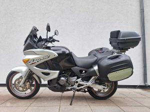Хонда XL 2003 в Пренай, объемом двигателя 1.00 л и пробегом 50 тыс. км за 3650 €, фото  на AUTOMOTO.COM.LV