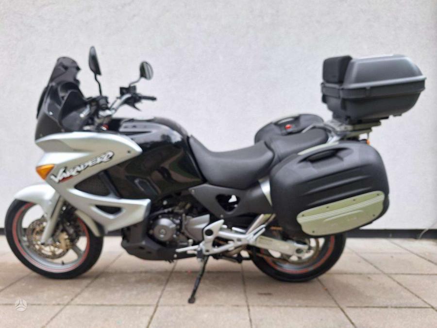 Honda XL 2003 in Prienai, with an engine capacity of 1.00 L and mileage of 50 thousand km for 3650 €, photo 15 on AUTOMOTO.COM.LV