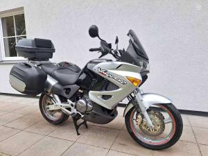 Honda XL 2003 in Prienai, with an engine capacity of 1.00 L and mileage of 50 thousand km for 3650 €, photo 16 on AUTOMOTO.COM.LV