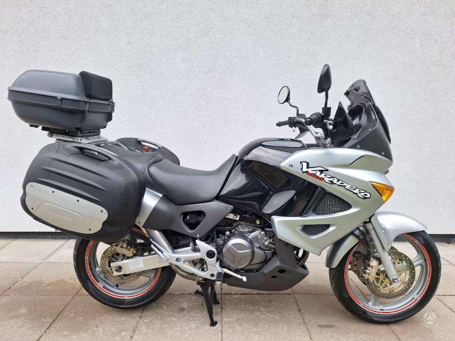 Honda XL 2003 in Prienai, with an engine capacity of 1.00 L and mileage of 50 thousand km for 3650 €, photo 22 on AUTOMOTO.COM.LV