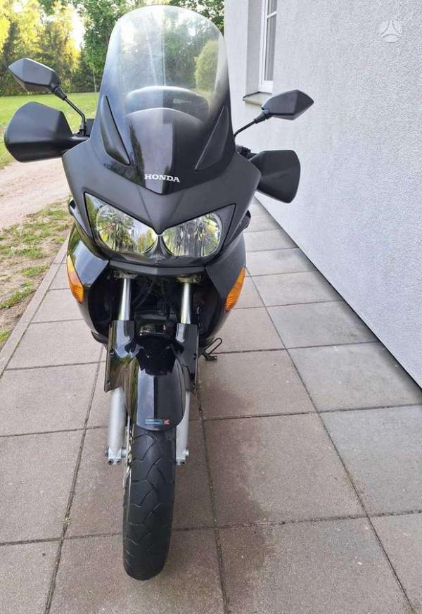 Honda XL 2003 Prienai, ar dzinēja tilpumu 1.00 L un nobraukumu 41 tūkst. km par 3400 €, foto 4 vietnē AUTOMOTO.COM.LV