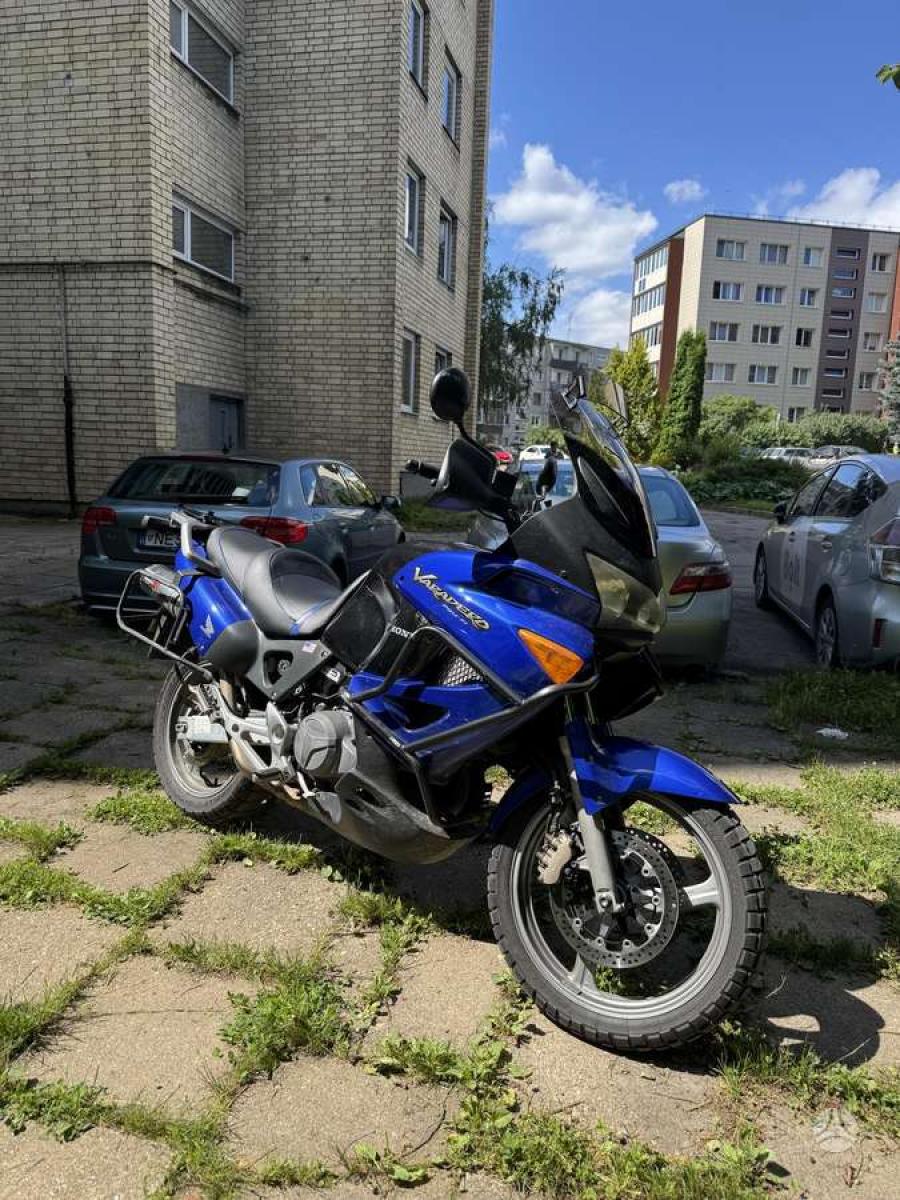Honda XL 2003 Viļņa, ar dzinēja tilpumu 1.00 L un nobraukumu 82 tūkst. km par 2900 €, foto 1 vietnē AUTOMOTO.COM.LV