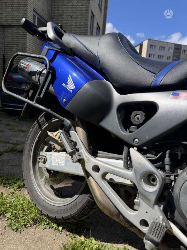 Хонда XL 2003 в Вильнюс, объемом двигателя 1.00 л и пробегом 82 тыс. км за 2900 €, фото 5 на AUTOMOTO.COM.LV