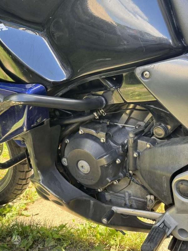 Хонда XL 2003 в Вильнюс, объемом двигателя 1.00 л и пробегом 82 тыс. км за 2900 €, фото 10 на AUTOMOTO.COM.LV