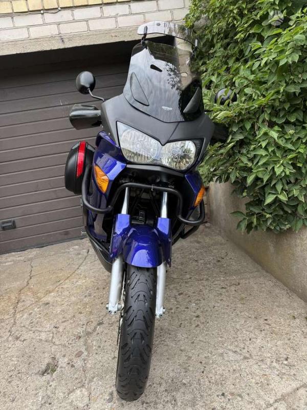 Honda XL 2003 in Prienai, with an engine capacity of 1.00 L and mileage of 45 thousand km for 3750 €, photo 3 on AUTOMOTO.COM.LV